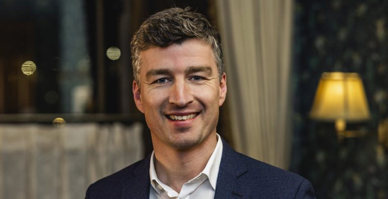 Meet our Leadership Team - Peterson Logistics